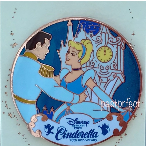 Disney | Accessories | Disney Pin Cinderella 7th Anniversary Visa ...